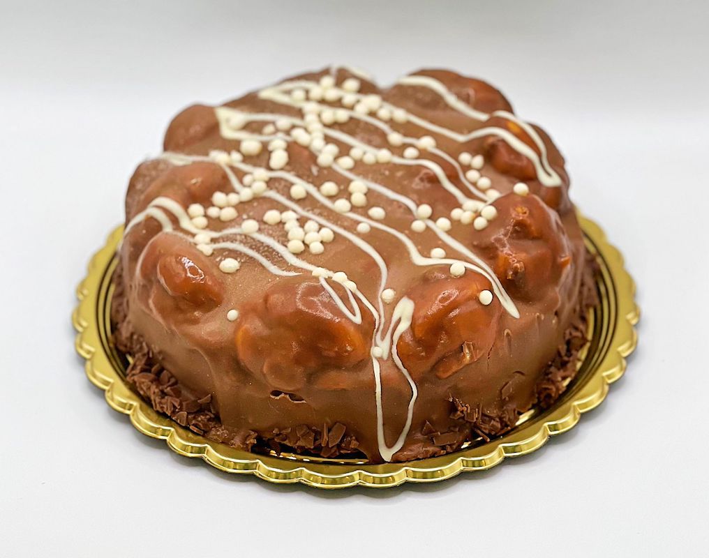 Profiterole bueno cake - Deligreek